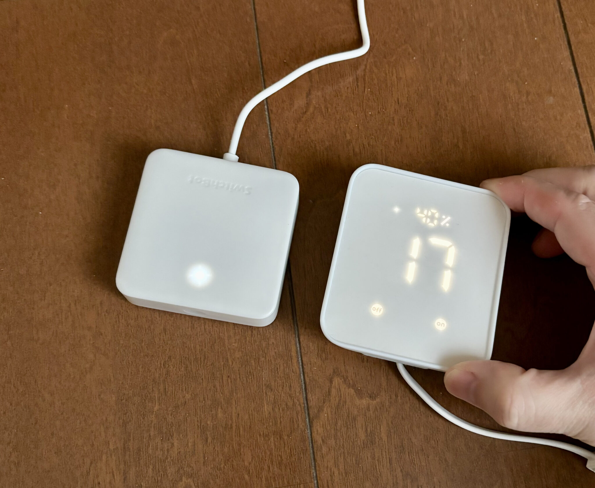 SwitchBotハブ2とハブミニの違いは？どっち買うか迷ったらハブ2でOK！ | 快適な家電ライフ